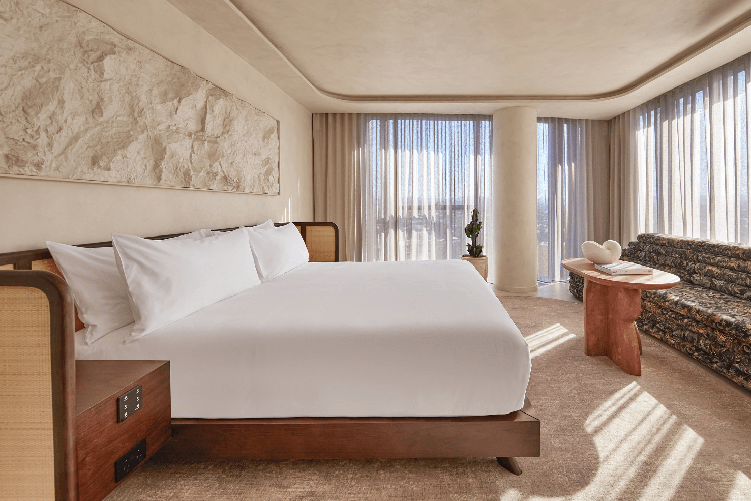Hotels Gold Coast | Accommodation Gold Coast - Mondrian Gold Coast